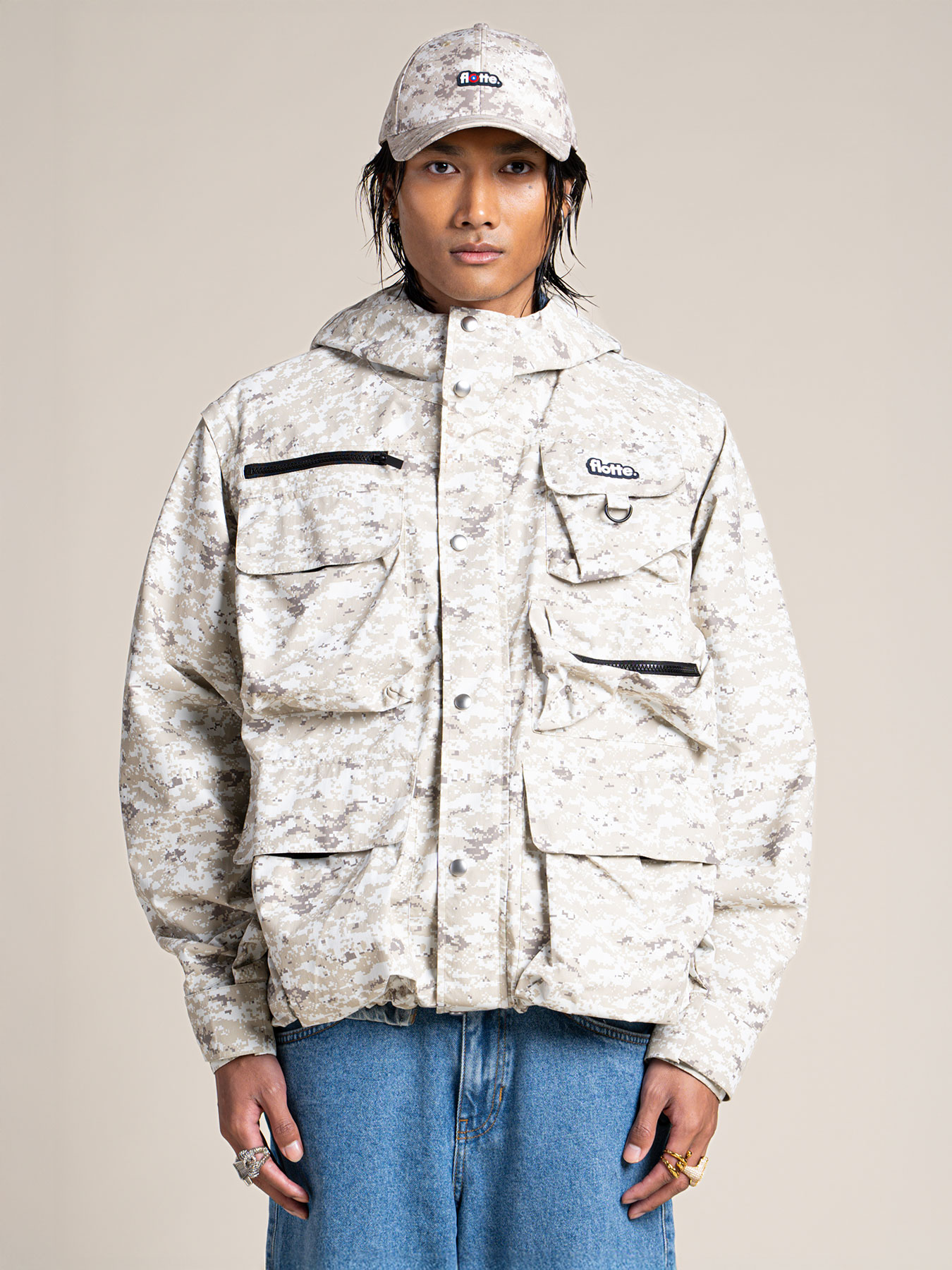 SAINT CYR Multi-pocket Waterproof Jacket | APTE